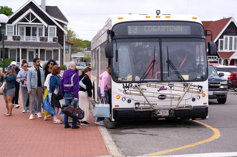 The Vineyard Gazette - Martha's Vineyard News | Island Light: Goodnight May
